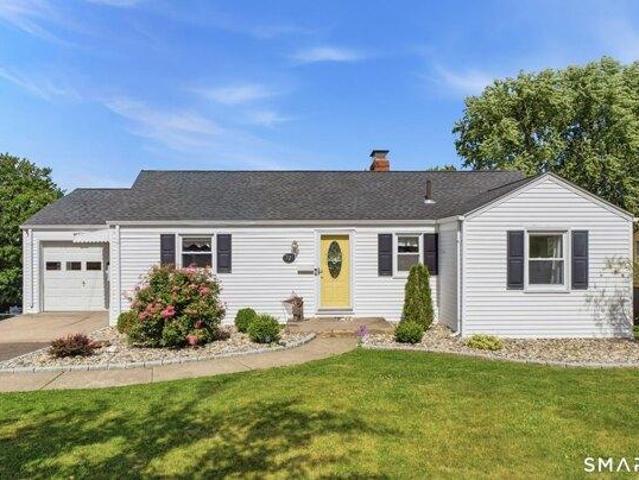 2 bedroom, Wethersfield CT 06109 103433587