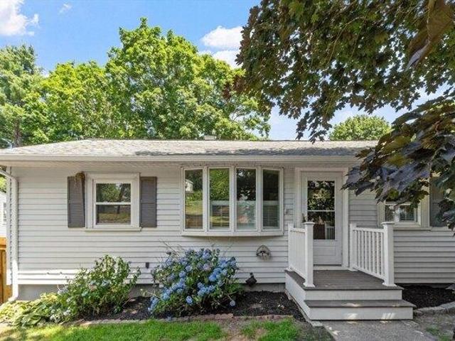 2 bedroom, Weymouth MA 02189 104791572