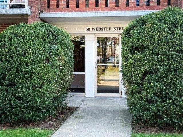 2 bedroom, Weymouth MA 02190 104444740