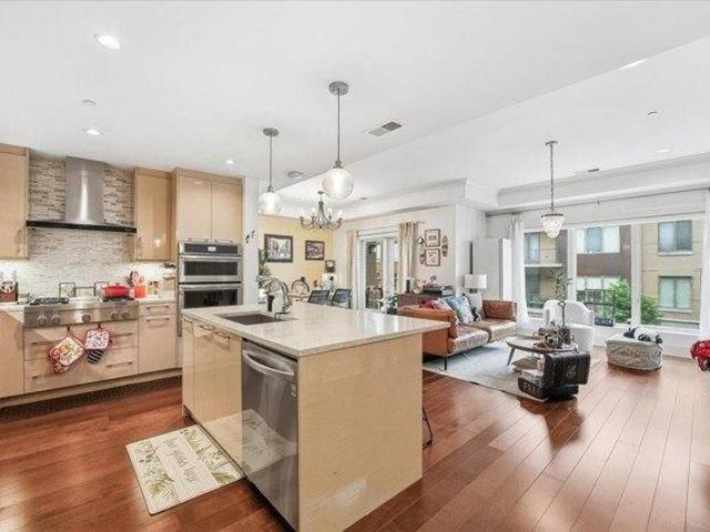 2 bedroom, Weehawken NJ 07086 104810441