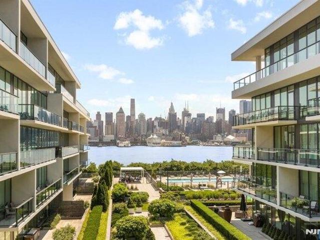 2 bedroom, Weehawken NJ 07086 105174388