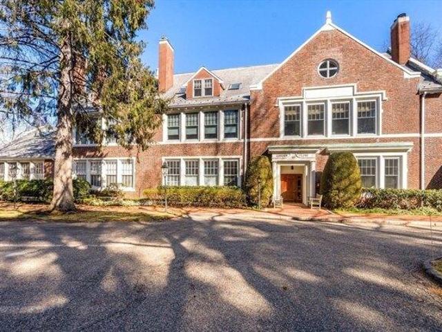 2 bedroom, Wellesley MA 02481 103499673