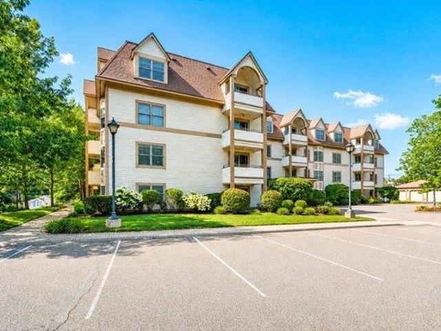 2 bedroom, Wellesley MA 02482 105080864