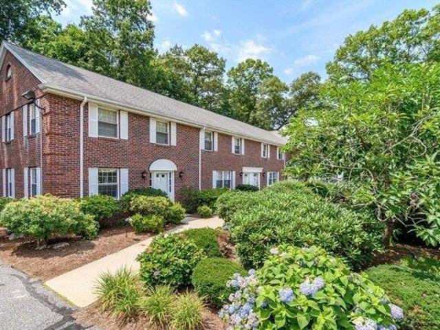 2 bedroom, Wellesley MA 02482 105142617