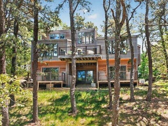2 bedroom, Wellfleet MA 02667 LS102825040