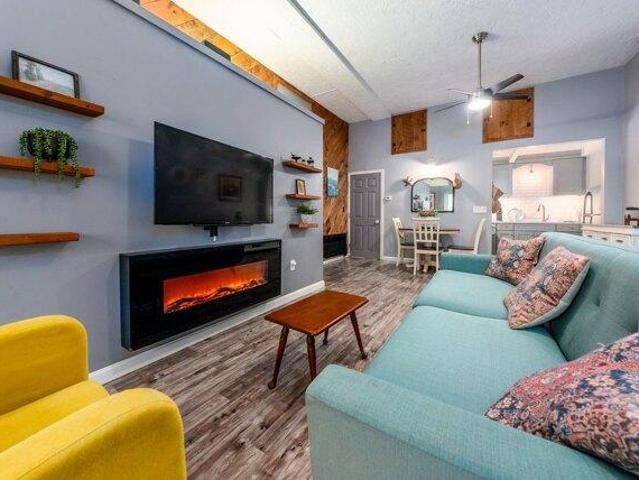2 bedroom, Wellfleet MA 02667 102708954