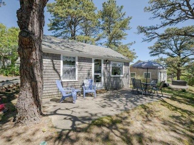 2 bedroom, Wellfleet MA 02667 104947031