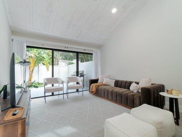 2 bedroom, Wellington FL 33414 LS90044751