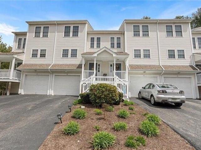 2 bedroom, West Warwick RI 02893 102410494