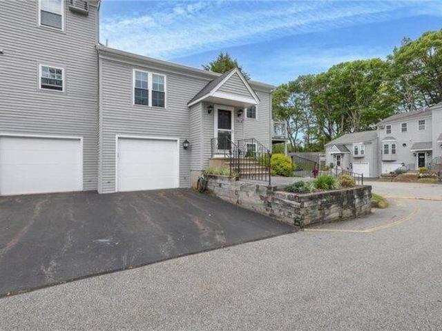 2 bedroom, West Warwick RI 02893 103127843