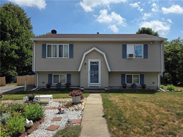 2 bedroom, West Warwick RI 02893 104542221