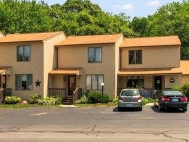 2 bedroom, West Warwick RI 02893 104543435