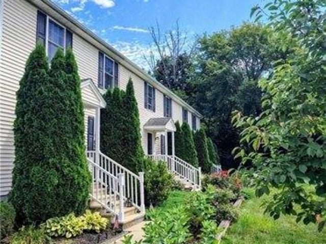 2 bedroom, West Warwick RI 02893 105144563