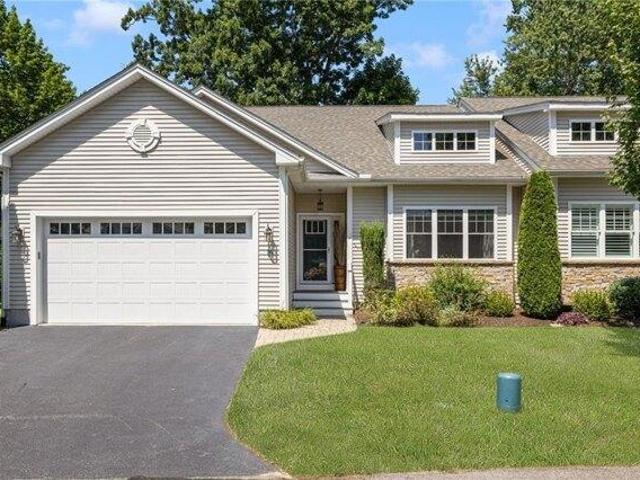 2 bedroom, West Warwick RI 02893 105173350