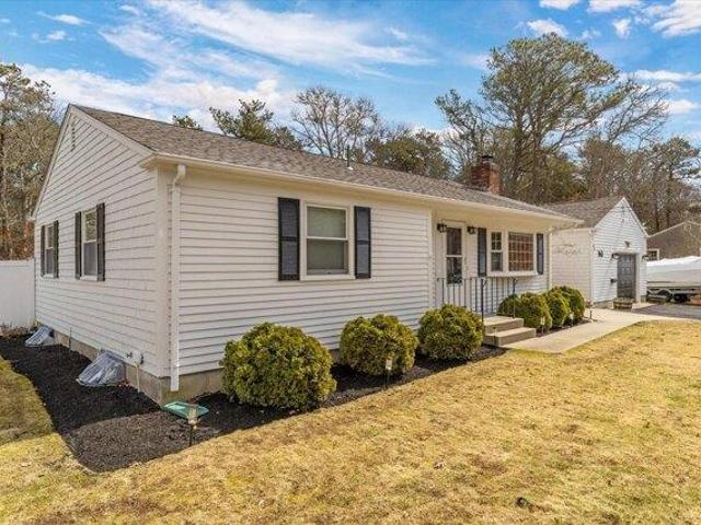 2 bedroom, West Yarmouth MA 02673 LS101957161