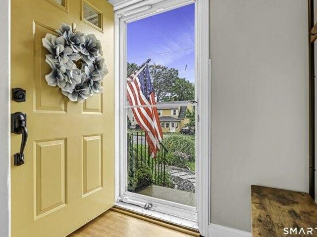 2 bedroom, West Hartford CT 06110 105144679