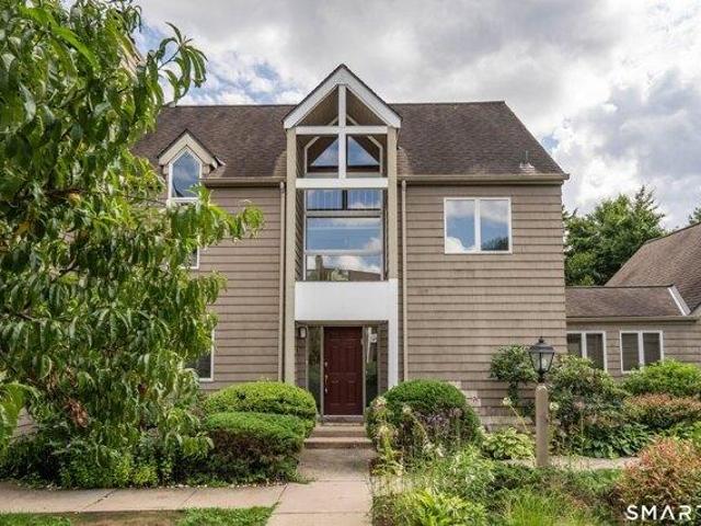 2 bedroom, West Hartford CT 06117 105172487