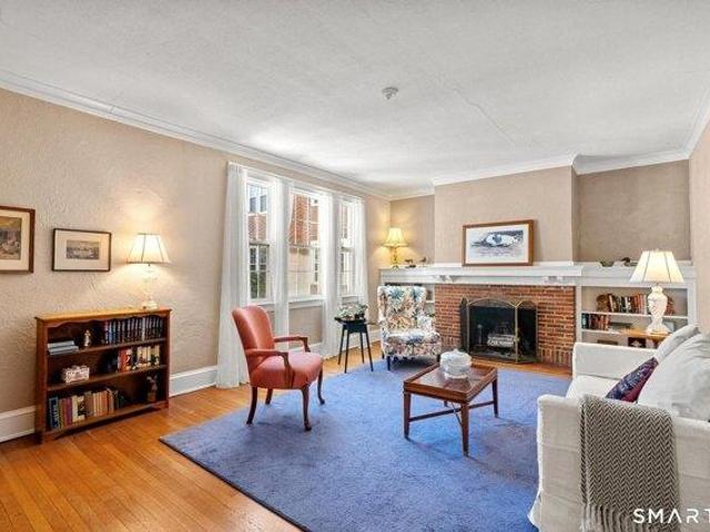 2 bedroom, West Hartford CT 06119 102344279