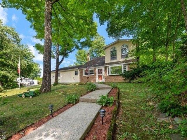 2 bedroom, West Milford NJ 07421 104921104