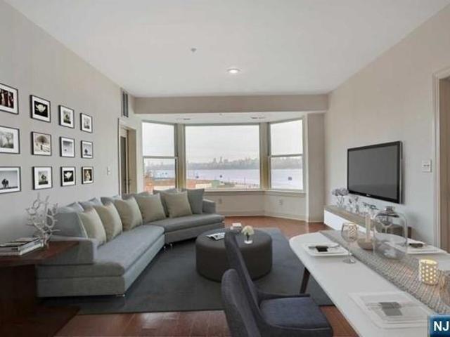 2 bedroom, West New York NJ 07093 101998375