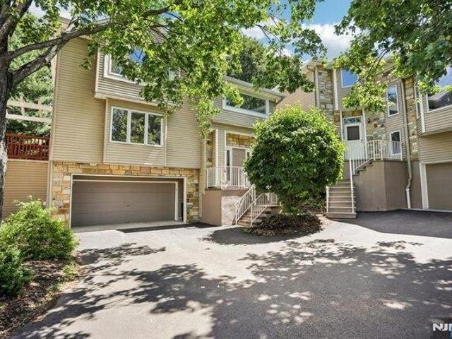 2 bedroom, West Orange NJ 07052 104236147