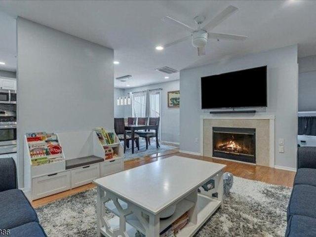 2 bedroom, West Orange NJ 07052 LS102528187