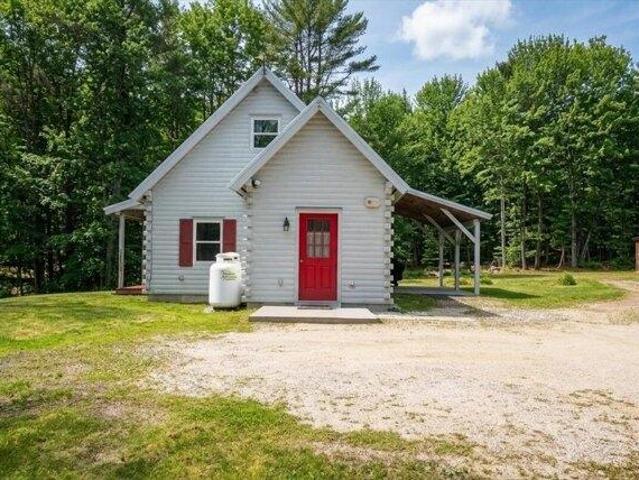 2 bedroom, West Paris ME 04289 LS102212029
