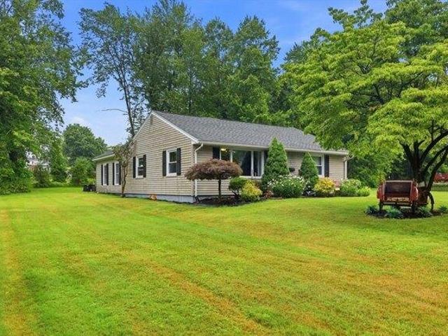 2 bedroom, West Springfield MA 01089 104946450