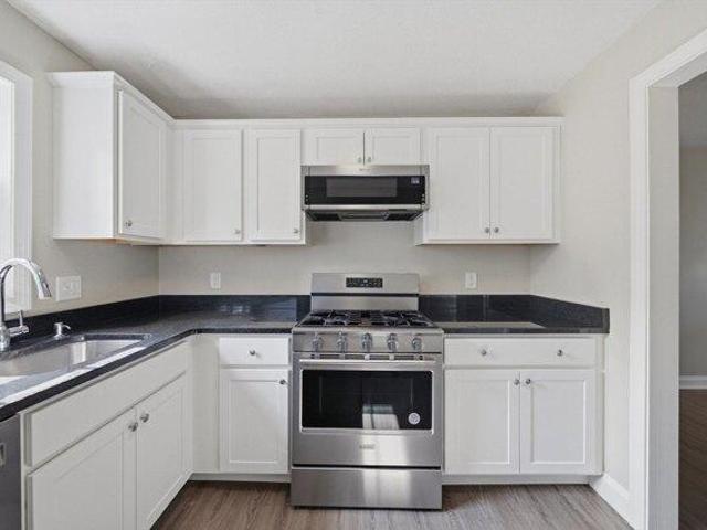 2 bedroom, West Springfield MA 01089 105093195