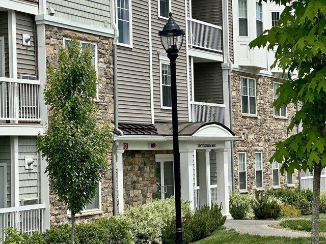 2 bedroom, Westborough MA 01581 104809663