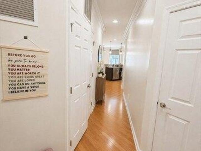 2 bedroom, Westborough MA 01581 105041394