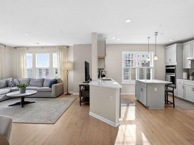 2 bedroom, Westborough MA 01581 103494349