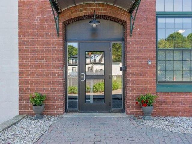 2 bedroom, Westbrook ME 04092 104188789