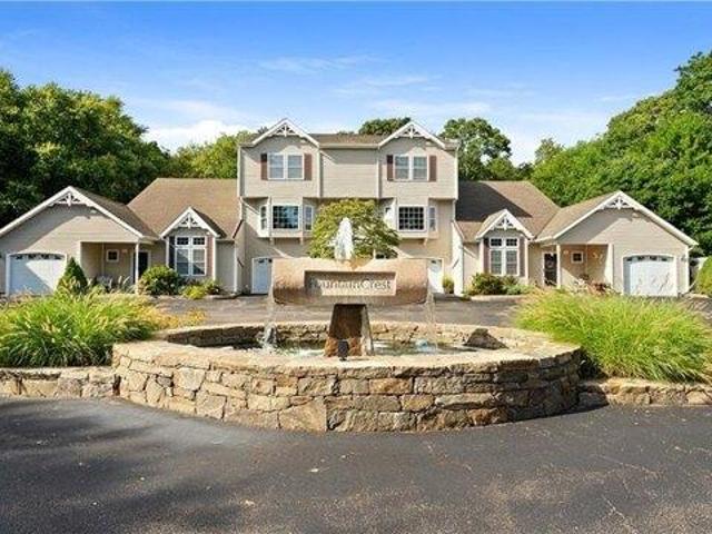 2 bedroom, Westerly RI 02891 105080112