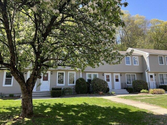 2 bedroom, Westfield MA 01085 102961826