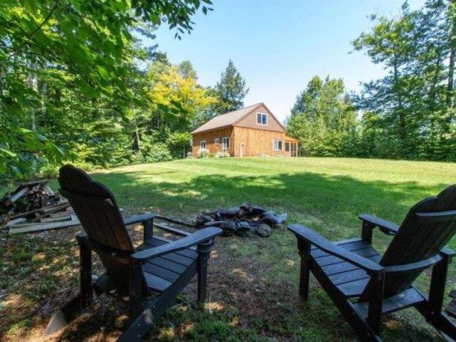 2 bedroom, Westfield VT 05874 105140561