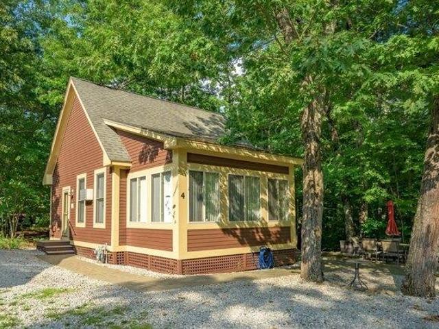 2 bedroom, Westford MA 01886 105231810
