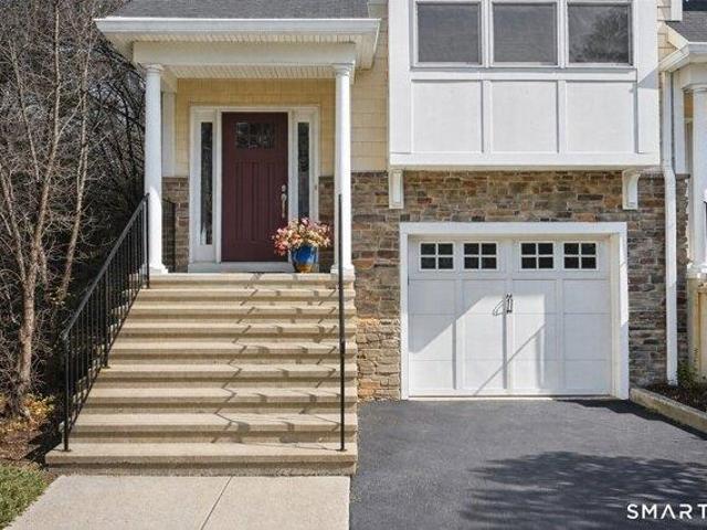 2 bedroom, Westport CT 06880 LS102217528