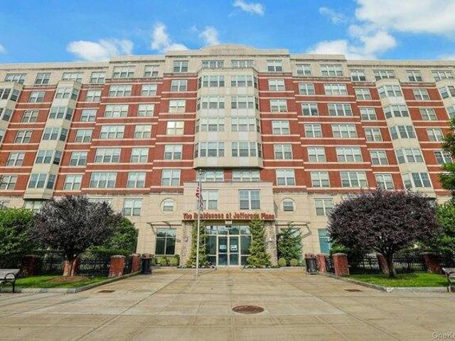 2 bedroom, White Plains NY 10605 104902578