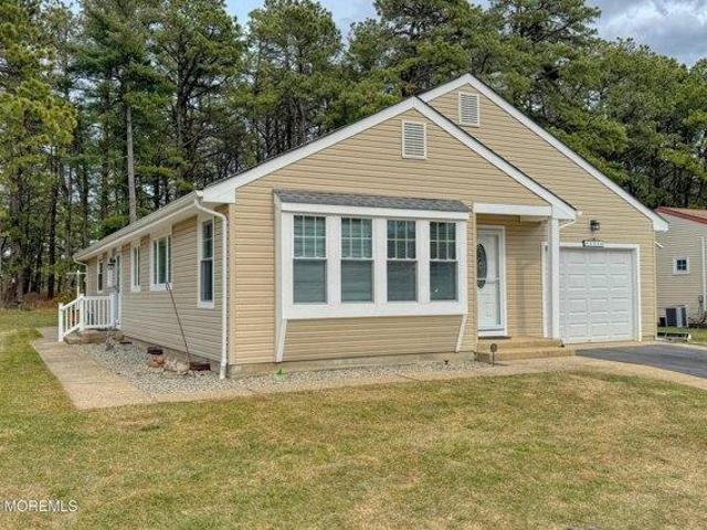 2 bedroom, Whiting NJ 08759 101799174