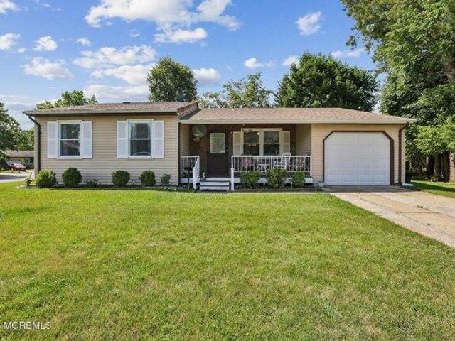 2 bedroom, Whiting NJ 08759 103620764