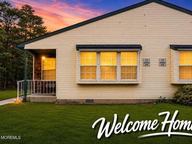 2 bedroom, Whiting NJ 08759 105190408