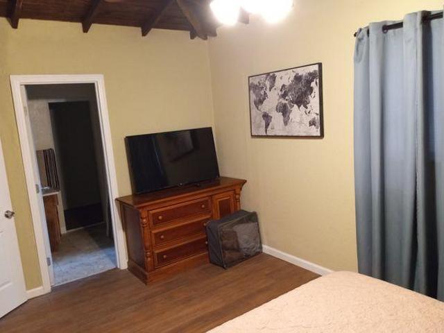 2 bedroom, Whittier CA 97413307