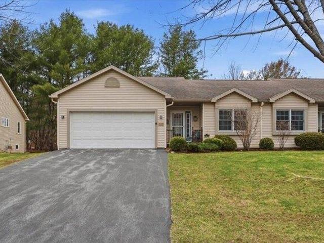 2 bedroom, Williston VT 05495 102215048