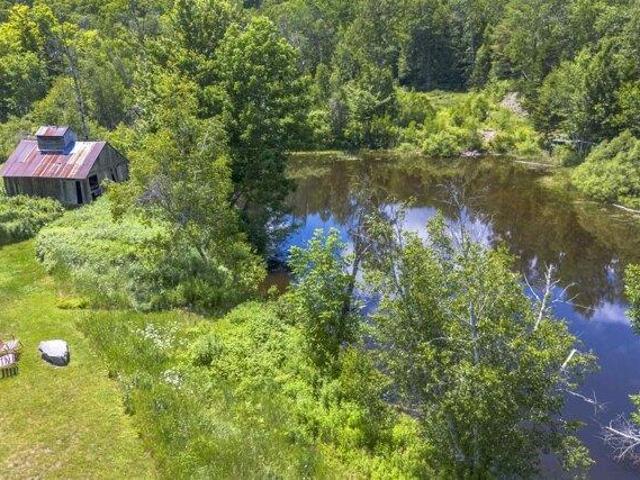 2 bedroom, Wilmington VT 05363 105205287