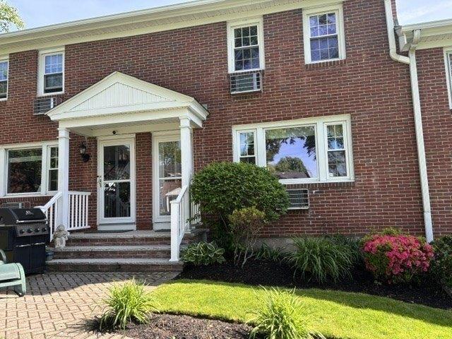 2 bedroom, Winchester MA 01890 102409491