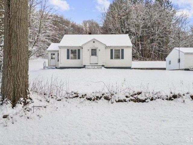2 bedroom, Windham CT 06226 103159740