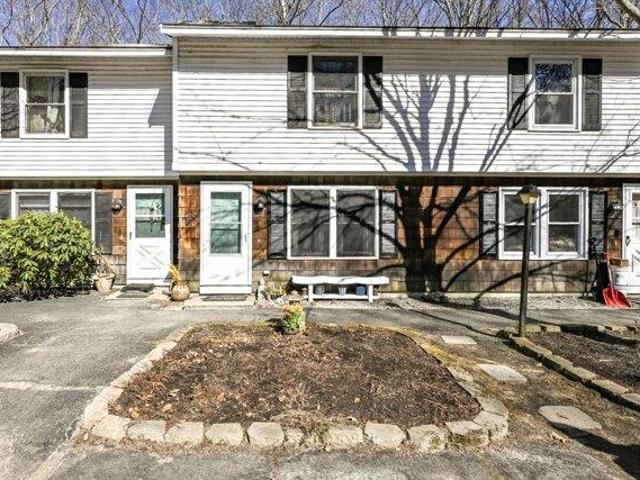 2 bedroom, Windham ME 04062 102585975
