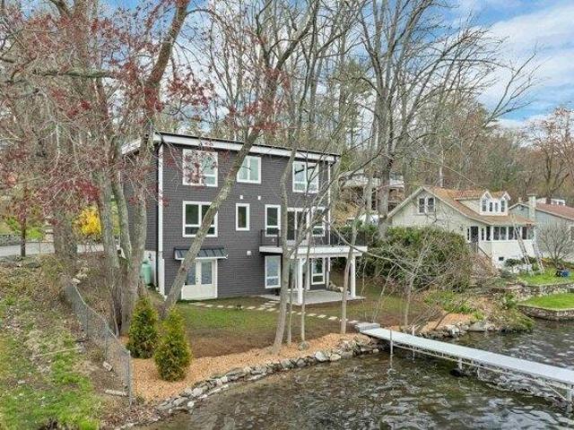 2 bedroom, Windham NH 03087 104653544