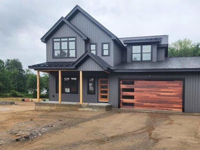 2 bedroom, Windham NH 03087 104721008